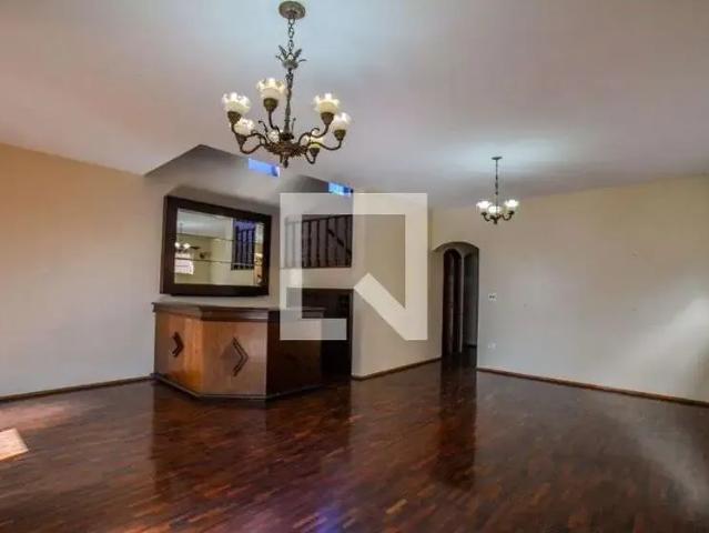 Casa / Sobrado para Locação em Santo André/SP Vila Leopoldina 4 Quartos