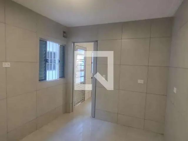 Casa / Sobrado para Locação em Santo André/SP Vila Palmares 1 Quartos