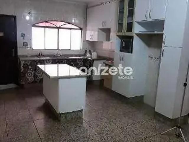 Casa / Sobrado para Locação em Santo André/SP Vila São Pedro 4 Quartos