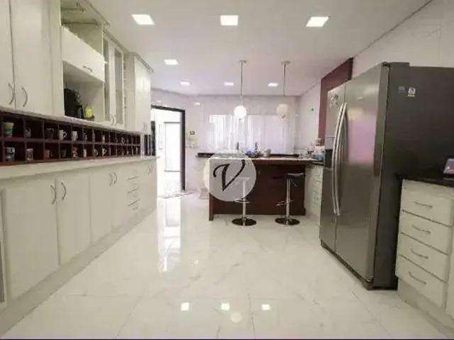 Casa / Sobrado para Locação em Santo André/SP Vila São Pedro 4 Quartos