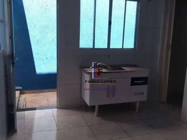 Casa / Sobrado para Locação em Santo André/SP Vila Sacadura Cabral 2 Quartos
