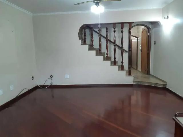 Casa / Sobrado para Locação em Santo André/SP Bangú 2 Quartos