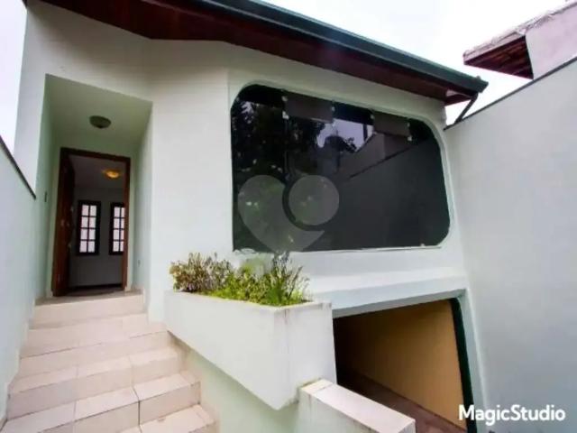 Casa / Sobrado para Locação em Santo André/SP Centro 3 Quartos