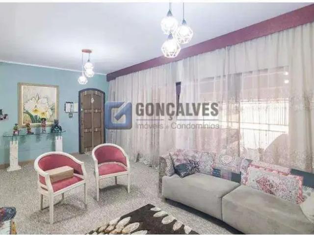 Casa / Sobrado para Locação em Santo André/SP Cidade São Jorge 4 Quartos