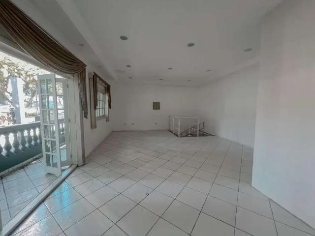 Casa / Sobrado para Locação em Santo André/SP Jardim 3 Quartos