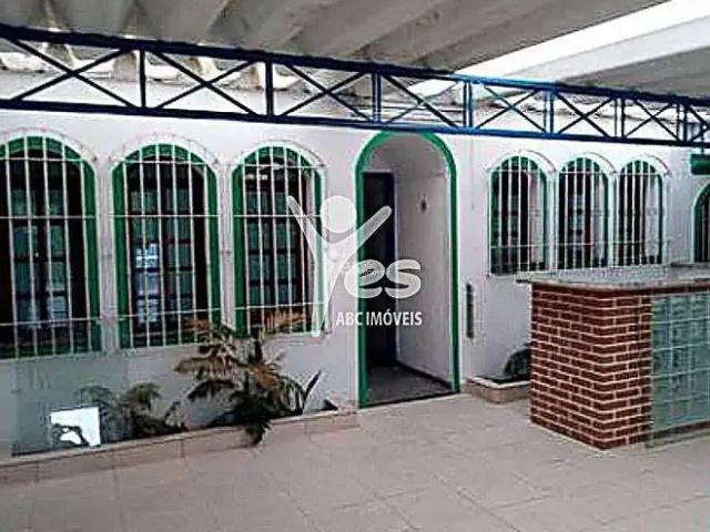 Casa / Sobrado para Locação em Santo André/SP Jardim 3 Quartos