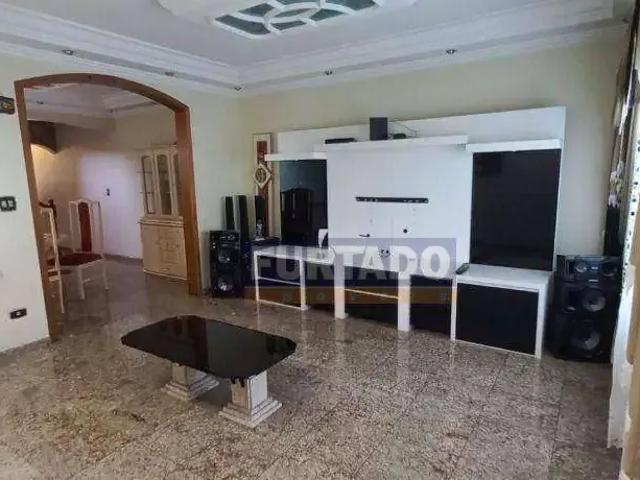 Casa / Sobrado para Locação em Santo André/SP Jardim Cambuí 4 Quartos
