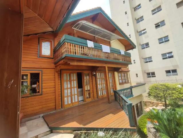 Casa / Sobrado para Locação em Santo André/SP Jardim Bela Vista 5 Quartos