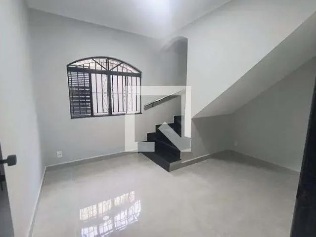 Casa / Sobrado para Locação em Santo André/SP Jardim Itapoan 4 Quartos