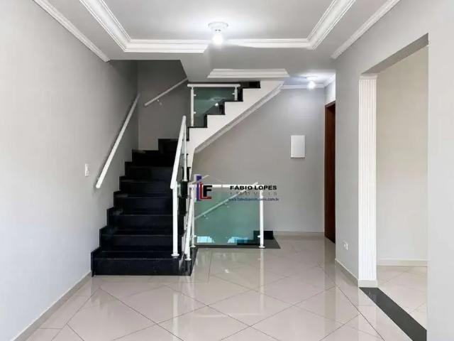 Casa / Sobrado para Locação em Santo André/SP Jardim Ocara 2 Quartos
