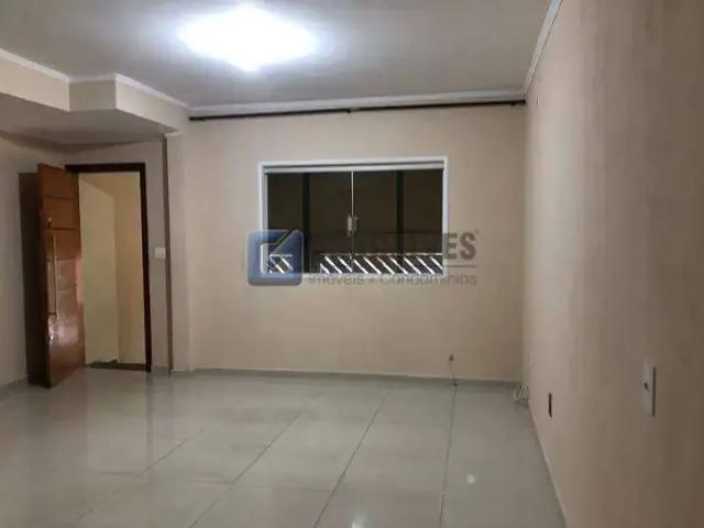 Casa / Sobrado para Locação em Santo André/SP Jardim Las Vegas 6 Quartos