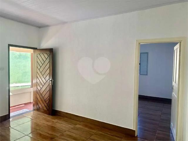 Casa / Sobrado para Locação em Santo André/SP Jardim Santo Antônio 2 Quartos