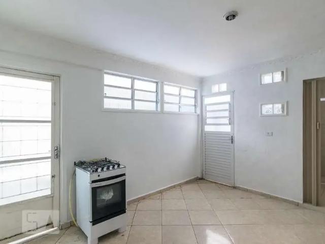 Casa / Sobrado para Locação em Santo André/SP Jardim Santo Alberto 1 Quartos