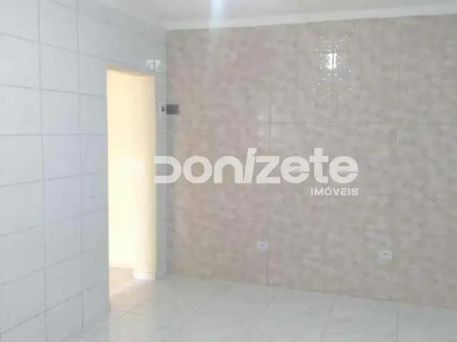 Casa / Sobrado para Locação em Santo André/SP Jardim Santo Alberto 2 Quartos