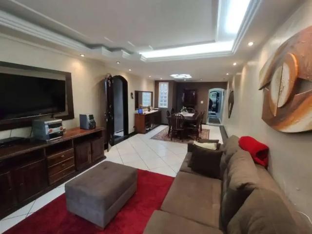 Casa / Sobrado para Locação em Santo André/SP Parque Capuava 3 Quartos