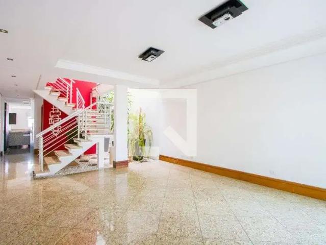 Casa / Sobrado para Locação em Santo André/SP Parque Bandeirante 3 Quartos