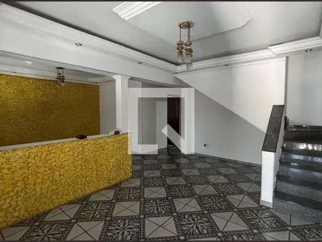 Casa / Sobrado para Locação em Santo André/SP Parque Bandeirante 5 Quartos