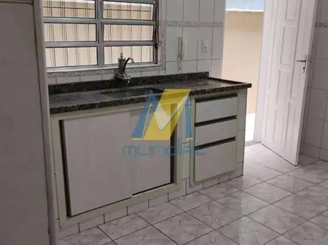 Casa / Sobrado para Locação em Santo André/SP Parque Gerassi 2 Quartos