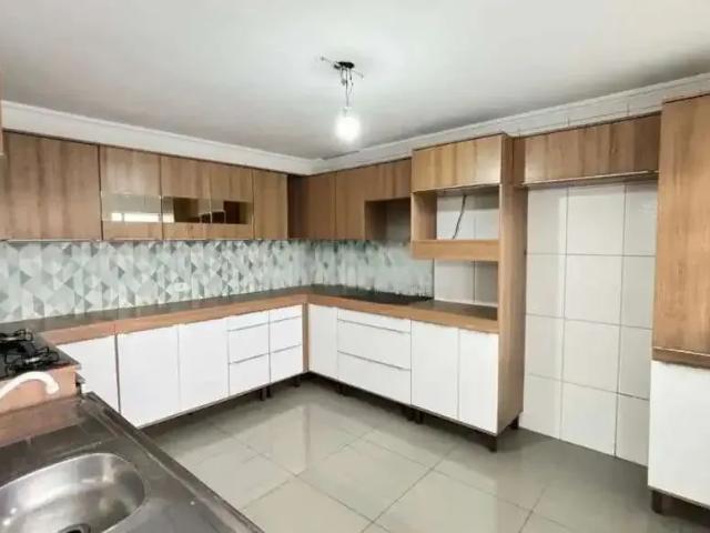Casa / Sobrado para Locação em Santo André/SP Parque Oratório 2 Quartos