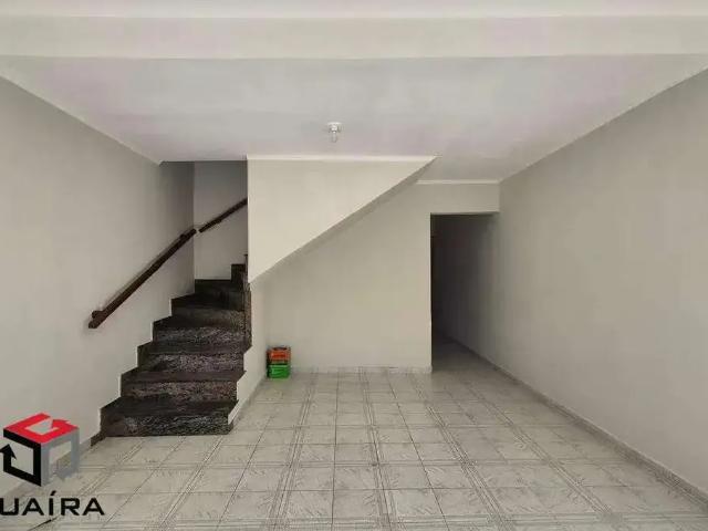 Casa / Sobrado para Locação em Santo André/SP Parque Oratório 5 Quartos