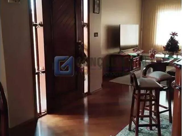 Casa / Sobrado para Locação em Santo André/SP Parque Novo Oratório 3 Quartos