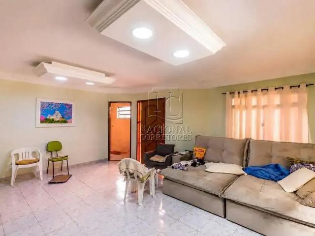 Casa / Sobrado para Locação em Santo André/SP Santa Teresinha 3 Quartos