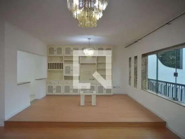 Casa / Sobrado para Locação em Santo André/SP Santa Teresinha 3 Quartos