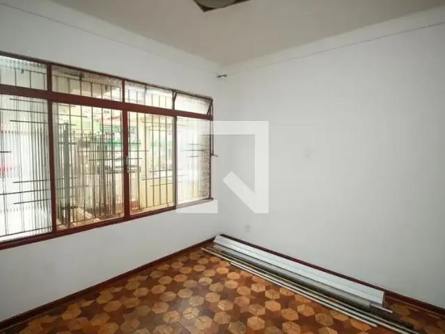 Casa / Sobrado para Locação em Santo André/SP Santa Teresinha 2 Quartos