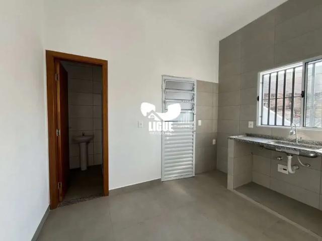 Casa / Sobrado para Locação em Santo André/SP Santa Maria 2 Quartos