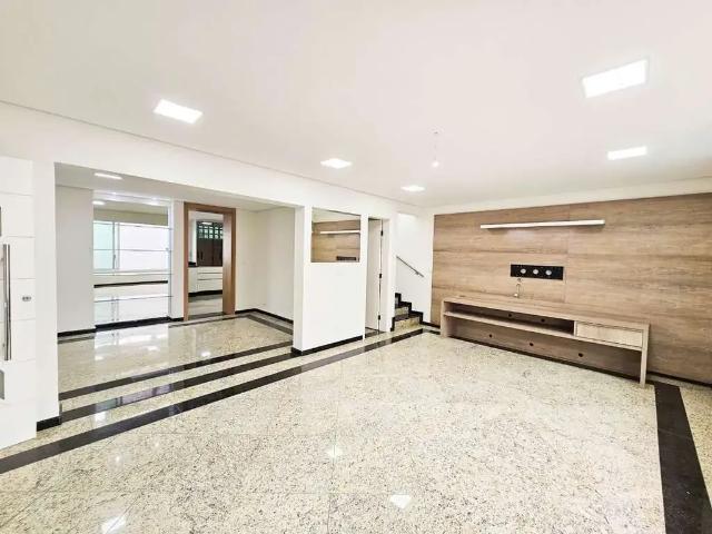 Casa / Sobrado para Locação em Santo André/SP Santa Maria 3 Quartos
