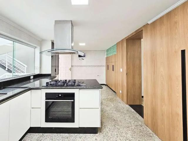 Casa / Sobrado para Locação em Santo André/SP Santa Maria 3 Quartos