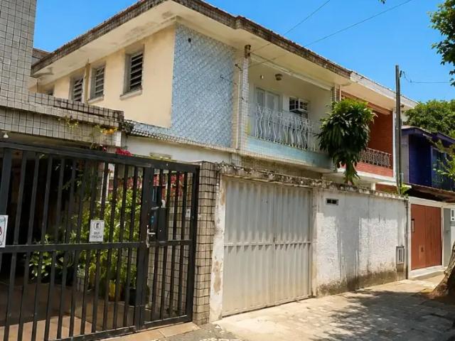 Casa / Sobrado para Locação em Santos/SP Campo Grande 3 Quartos