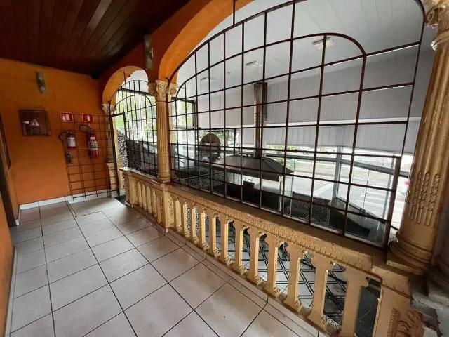 Casa / Sobrado para Locação em Santos/SP Campo Grande 3 Quartos