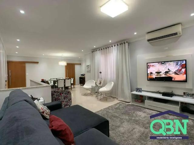 Casa / Sobrado para Locação em Santos/SP Campo Grande 4 Quartos