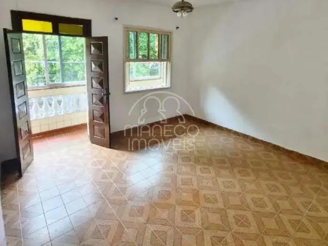 Casa / Sobrado para Locação em Santos/SP Aparecida 3 Quartos