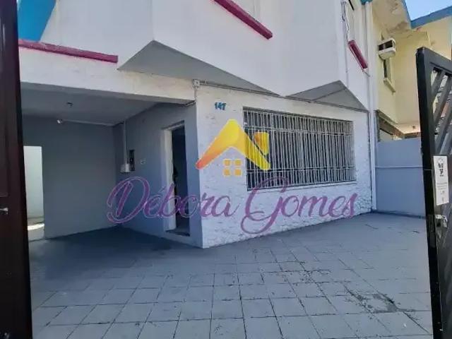 Casa / Sobrado para Locação em Santos/SP Aparecida 3 Quartos