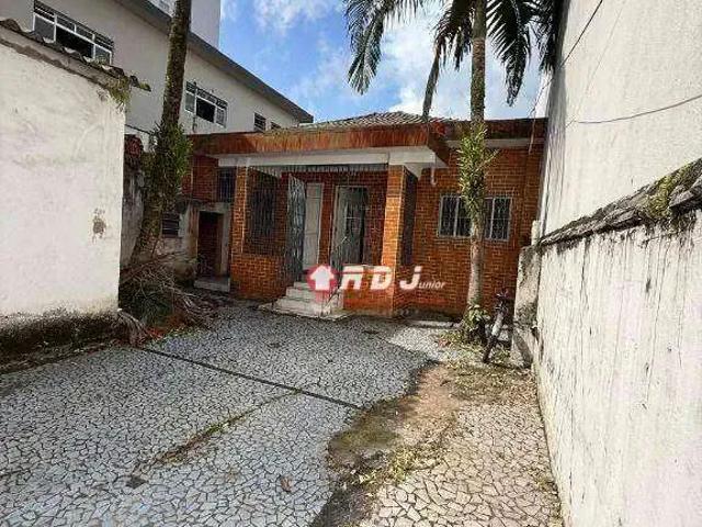 Casa / Sobrado para Locação em Santos/SP Aparecida 3 Quartos