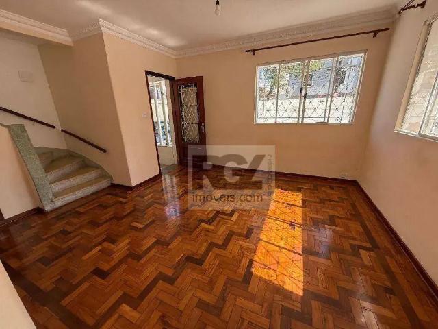 Casa / Sobrado para Locação em Santos/SP Aparecida 3 Quartos