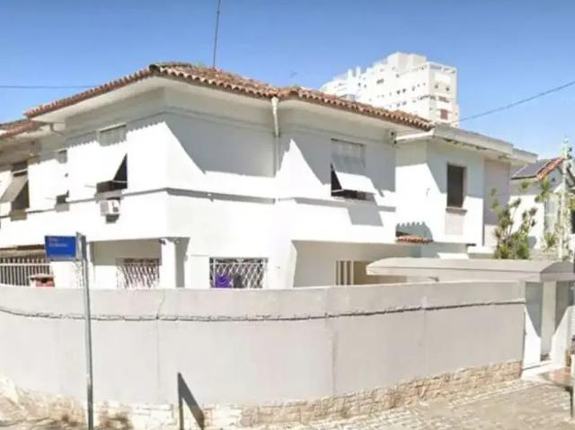Casa / Sobrado para Locação em Santos/SP Aparecida 3 Quartos