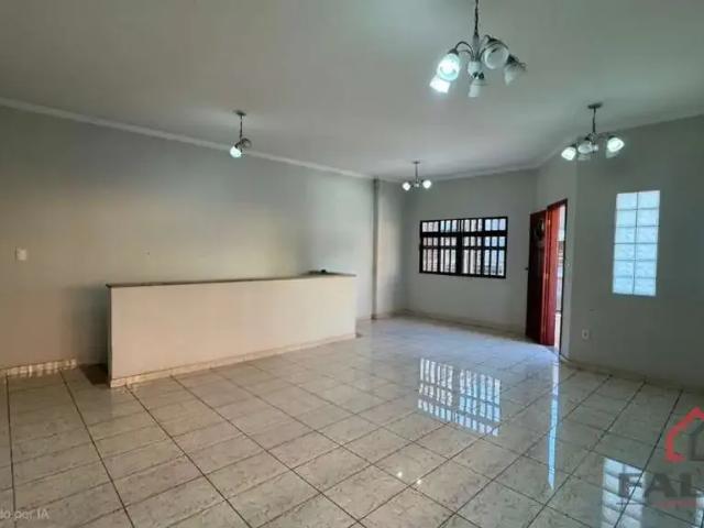 Casa / Sobrado para Locação em Santos/SP Aparecida 3 Quartos