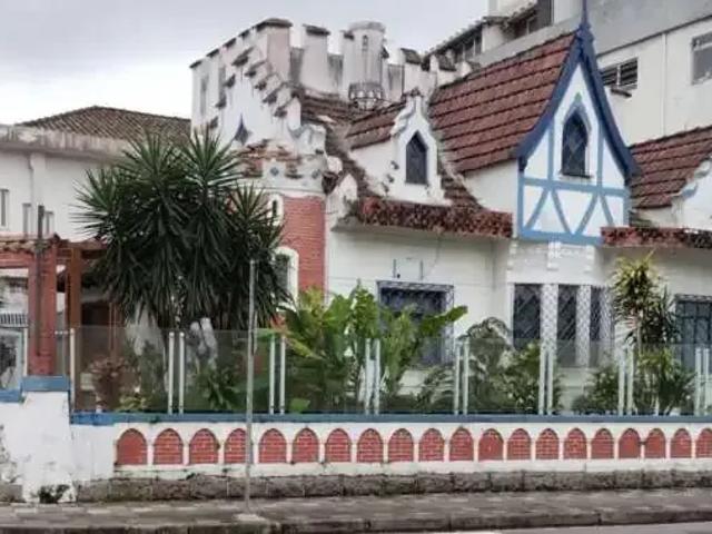 Casa / Sobrado para Locação em Santos/SP Aparecida 3 Quartos