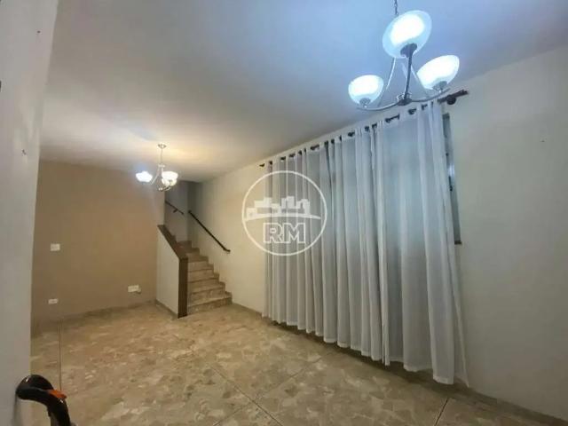 Casa / Sobrado para Locação em Santos/SP Aparecida 4 Quartos