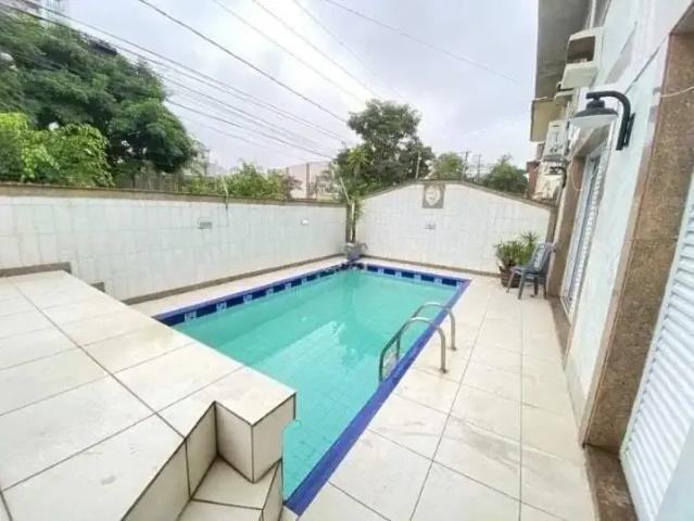 Casa / Sobrado para Locação em Santos/SP Aparecida 4 Quartos