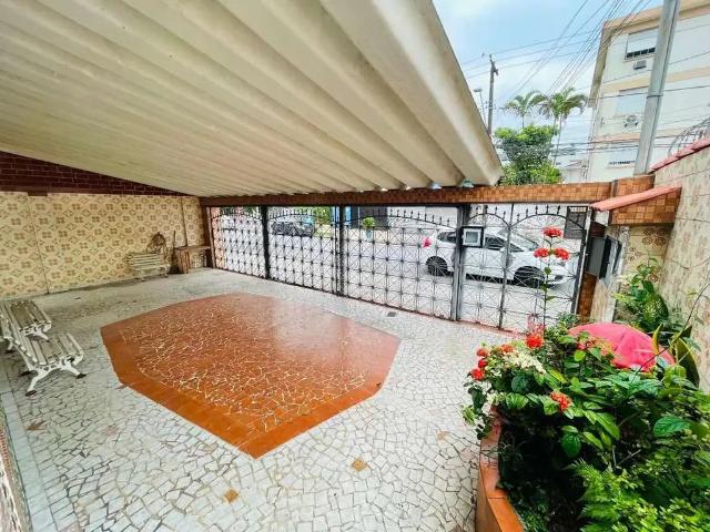 Casa / Sobrado para Locação em Santos/SP Aparecida