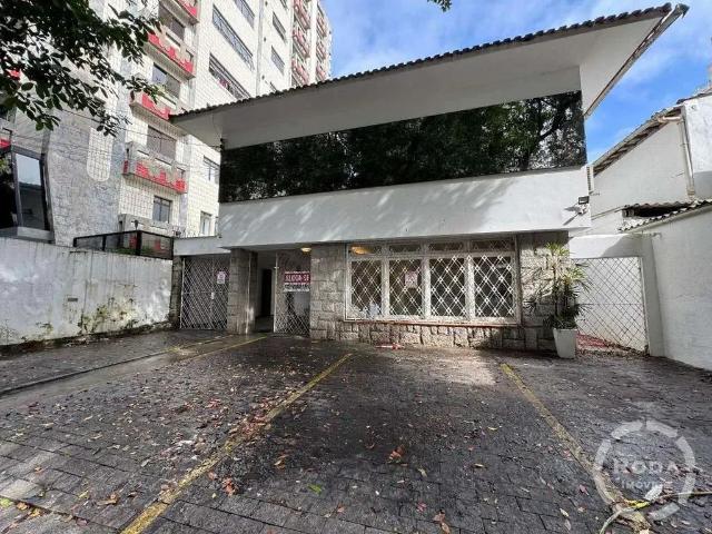 Casa / Sobrado para Locação em Santos/SP Boqueirão 11 Quartos