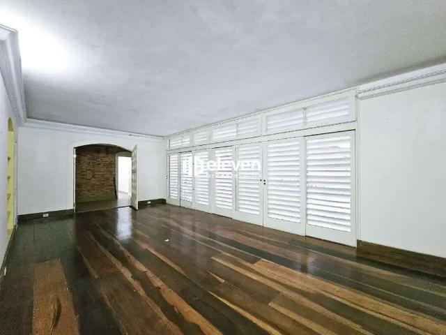 Casa / Sobrado para Locação em Santos/SP Boqueirão 4 Quartos