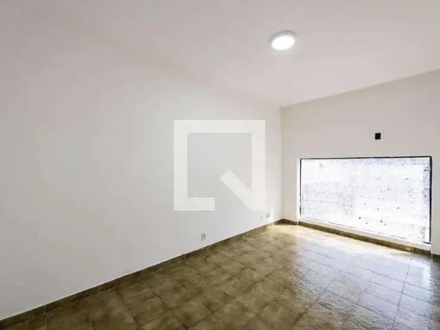Casa / Sobrado para Locação em Santos/SP Boqueirão 5 Quartos