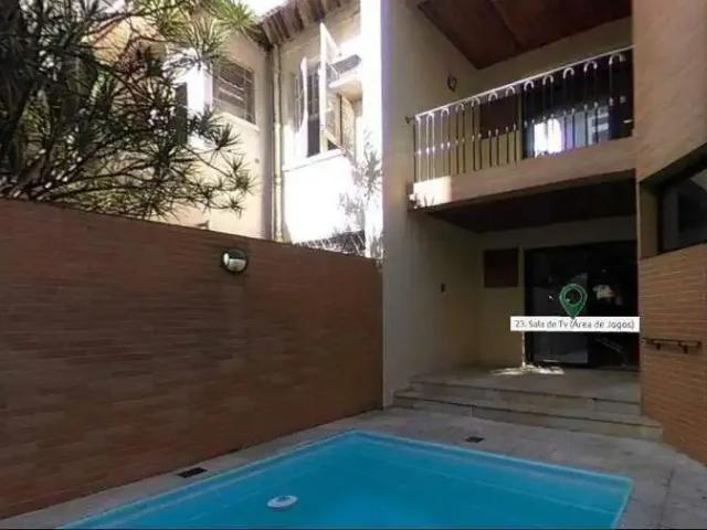 Casa / Sobrado para Locação em Santos/SP Gonzaga 4 Quartos