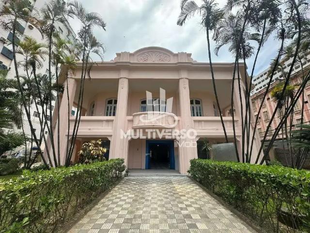 Casa / Sobrado para Locação em Santos/SP Gonzaga 6 Quartos