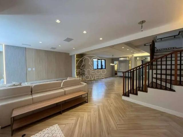 Casa / Sobrado para Locação em Santos/SP Gonzaga 3 Quartos